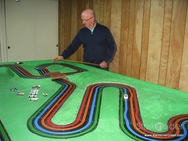 In Photos: HO Scale 4-lane slot car track