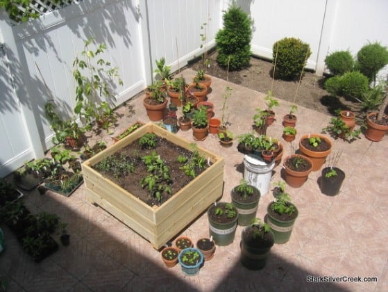 Weekend Project: DIY Vegetable Planter Box Plans | Stark Insider