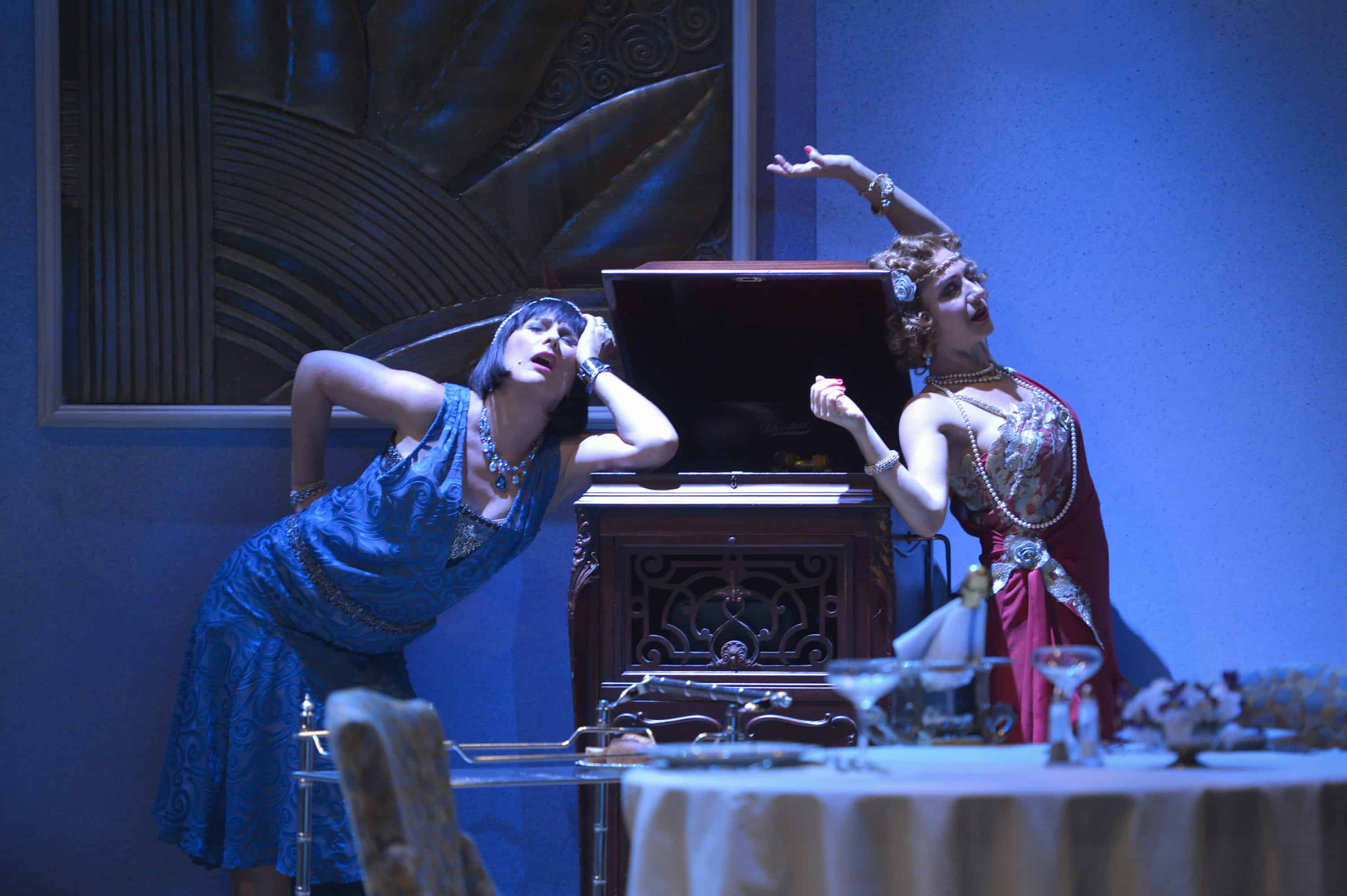 Stark Insider Theater Review: 'Fallen Angels' at TheatreWorks